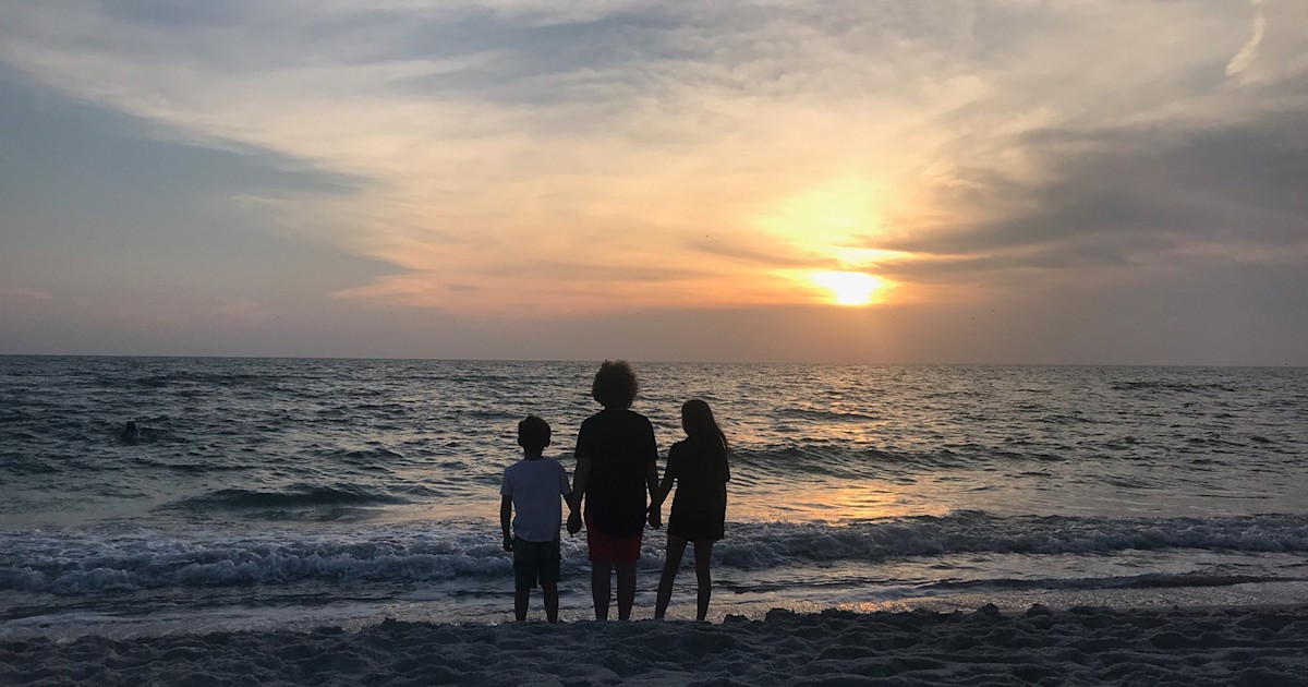 Single moms on vacation: How we team up to travel with kids