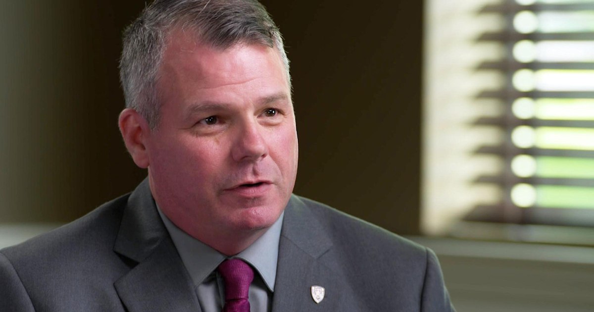 School resource officer who saved students from shooter speaks out