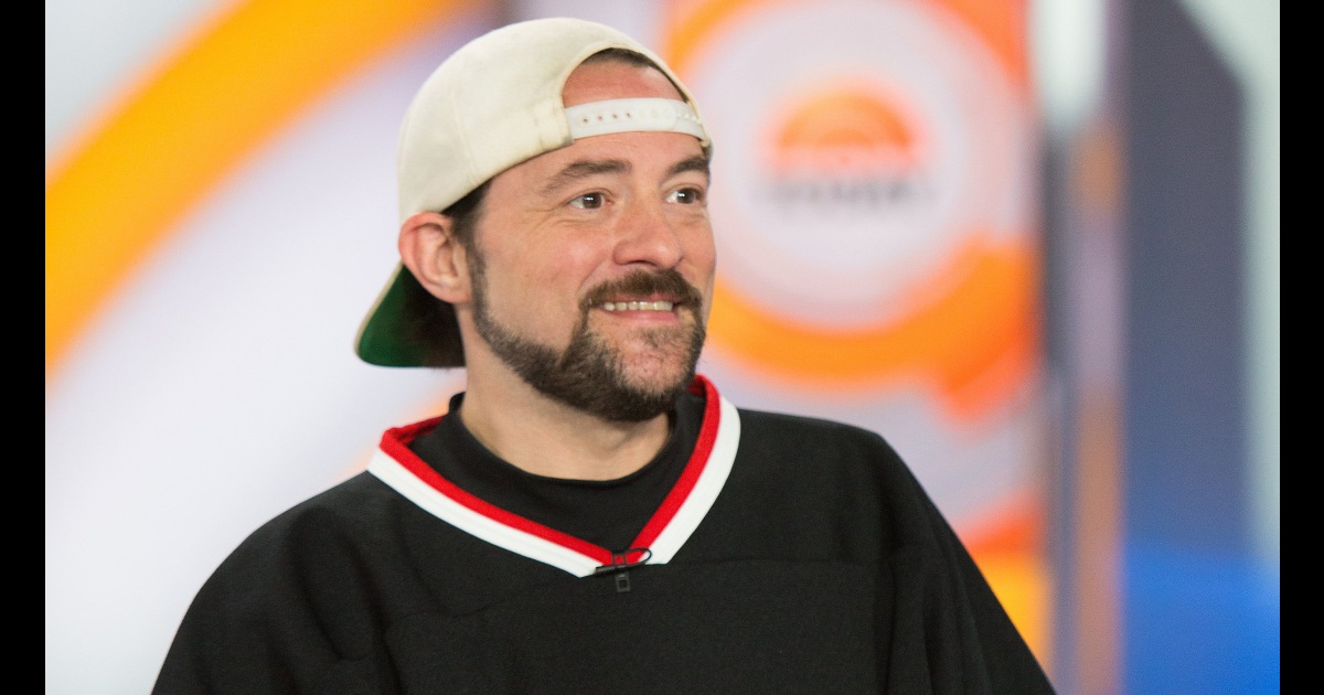 Kevin Smith reveals he's now lost more than 40 pounds, post-heart attack