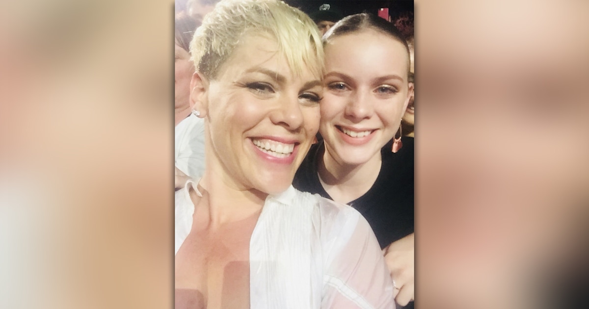 See the video of Pink walking into concert crowd to hug teen who ...