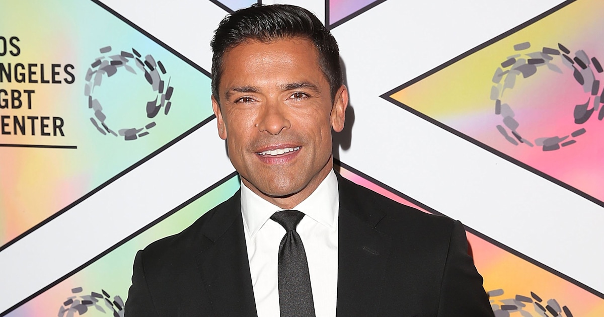 Mark Consuelos opens up about 'embracing' father — rather than ...