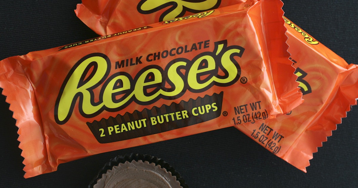 Reese Cup Logo REESE'S Milk Chocolate Peanut Butter Cups Valentine