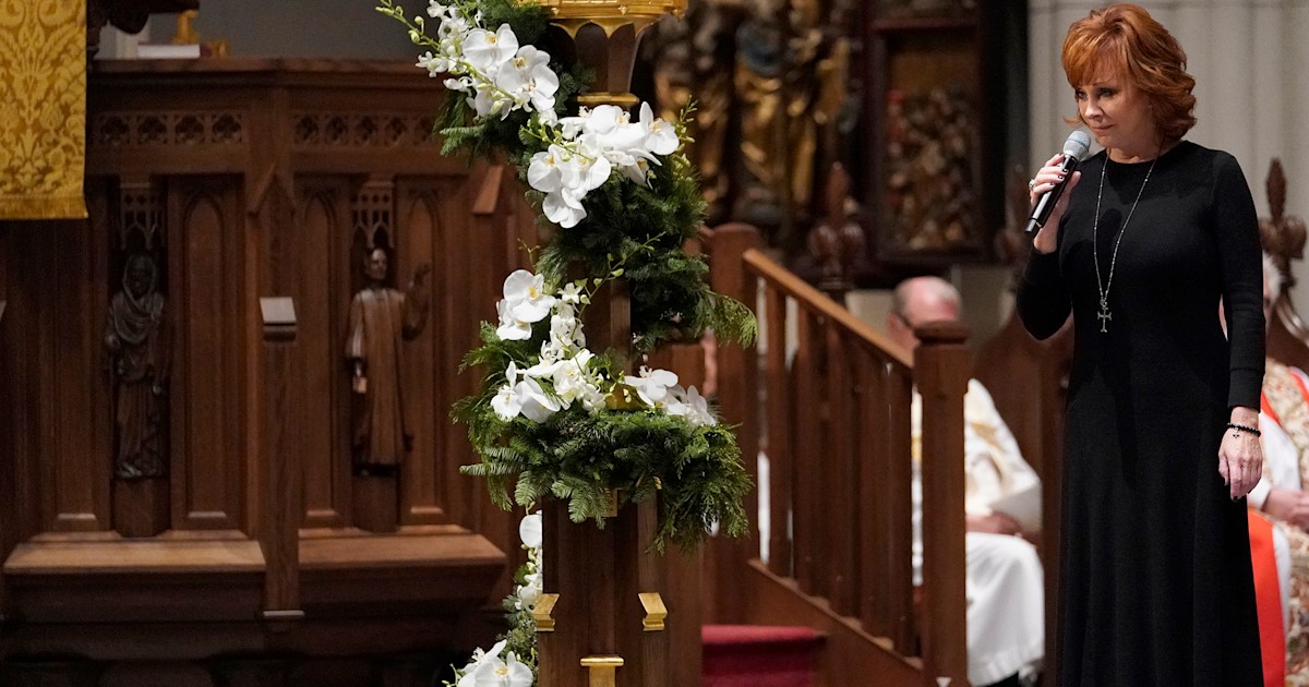 Reba McEntire, Oak Ridge Boys sing at George H.W. Bush's funeral service