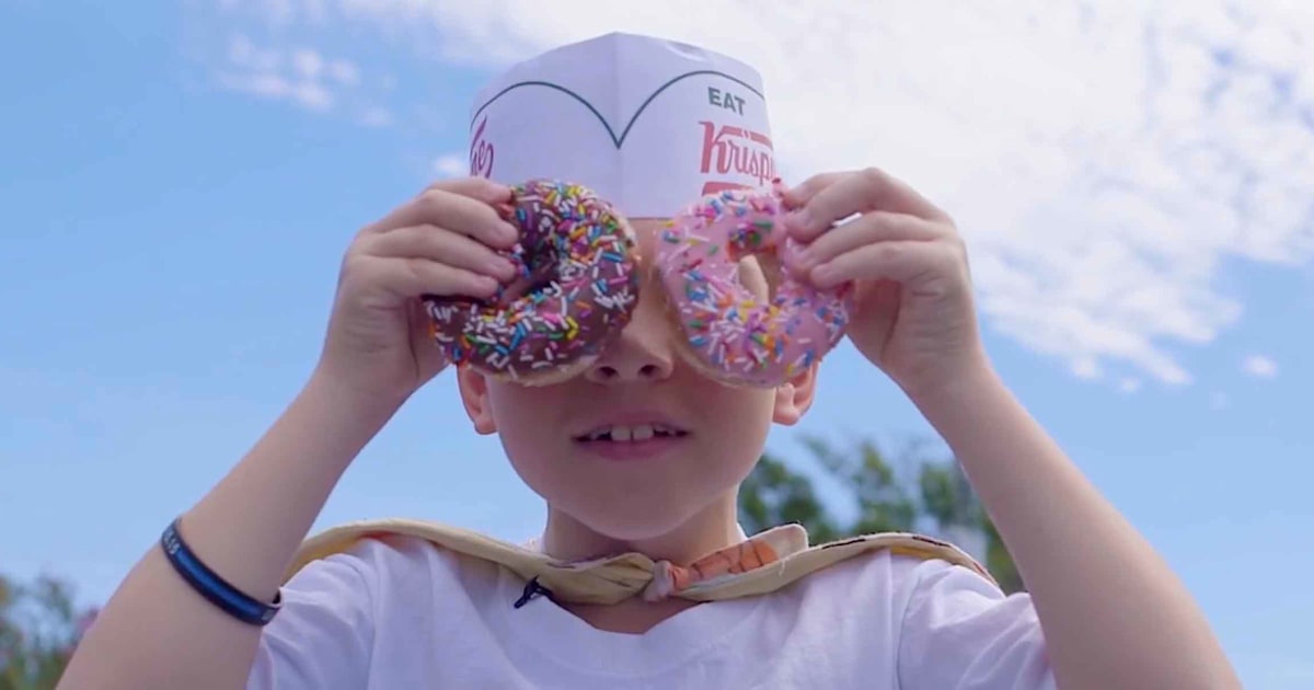 'Donut Boy' delivers 75K doughnuts to thank cops across country