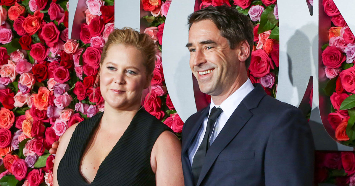 Amy Schumer opens up about husband's autism diagnosis on 'Seth Meyers'