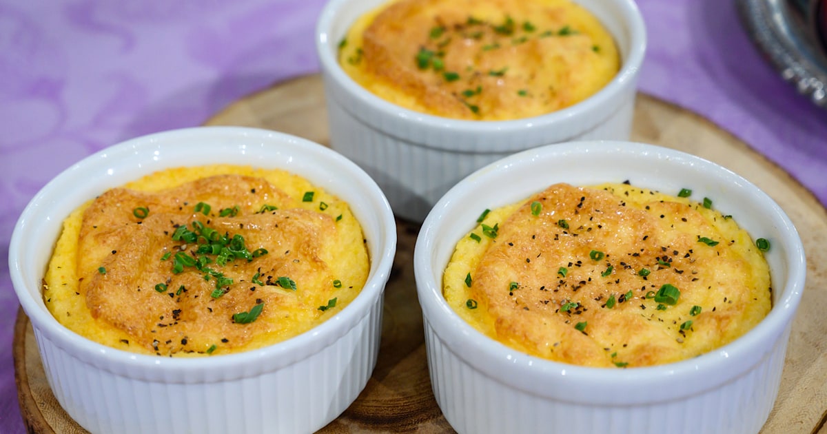 Siri's Baked Cheese Grits Cups Recipe