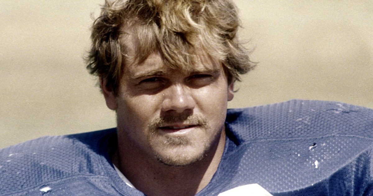 Ex-NFL player co-parents with husband, ex-wife in same home