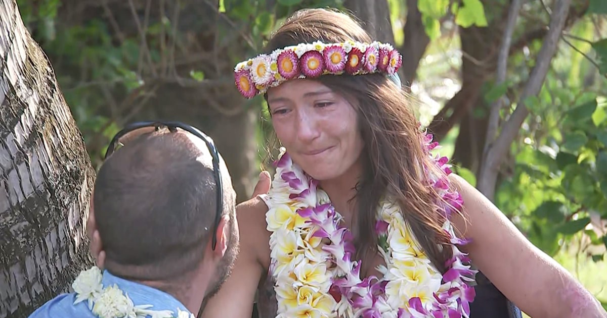 Missing hiker Amanda Eller has emotional reunion with her rescuers