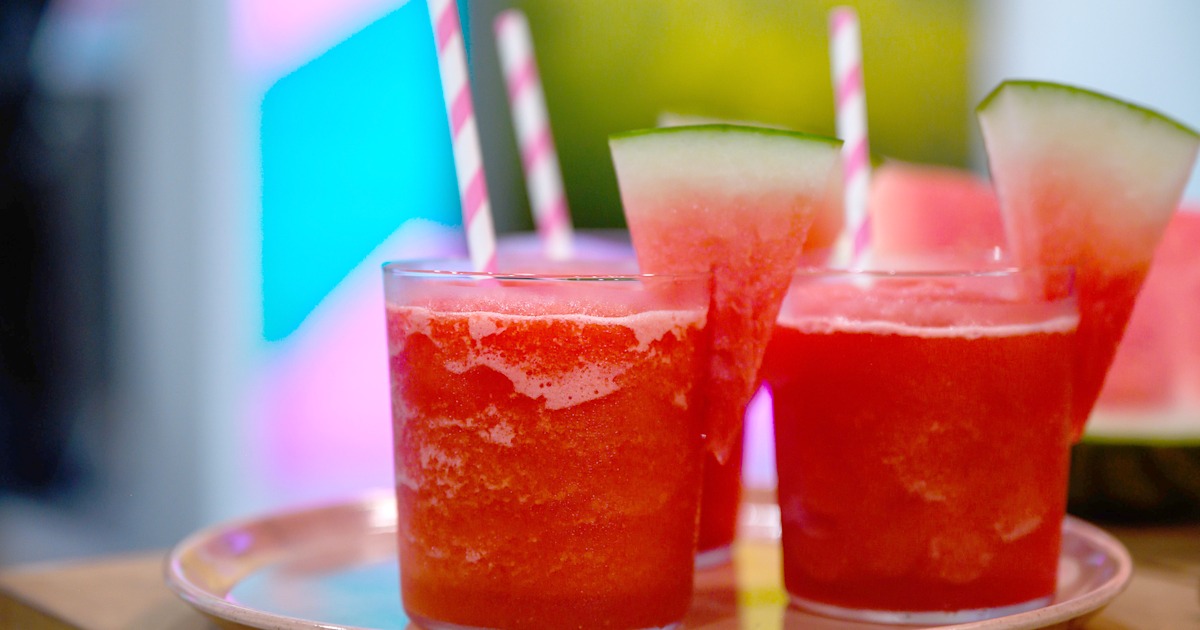 Watermelon Frosé Cocktail Recipe
