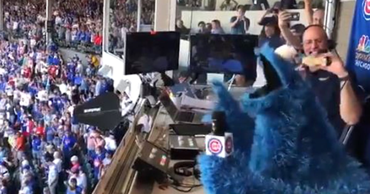 Cookie Monster sings 'Take Me Out to the Ball Game' at Cubs game