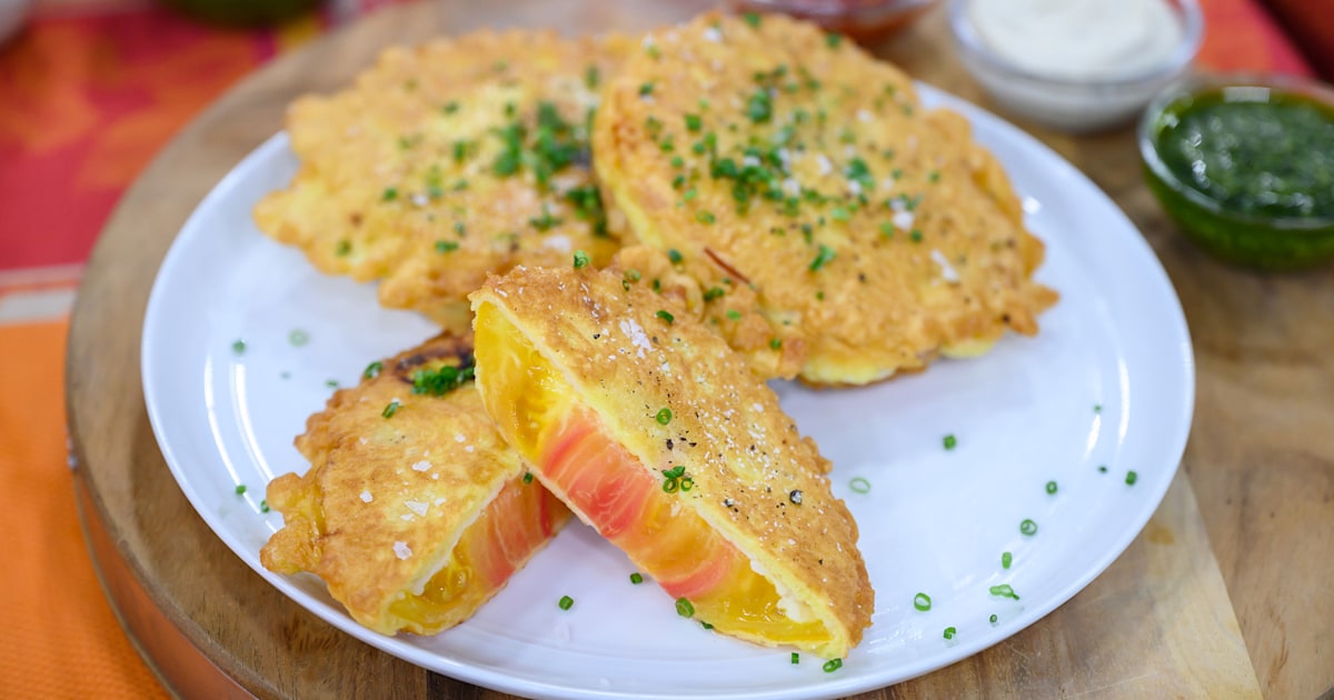 This vegetarian 'schnitzel' is made with tomatoes