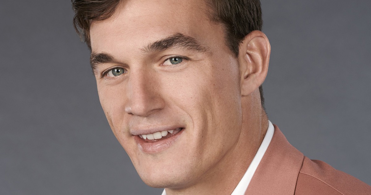 'Bachelorette' star Tyler Cameron is an underwear model — we have pics ...
