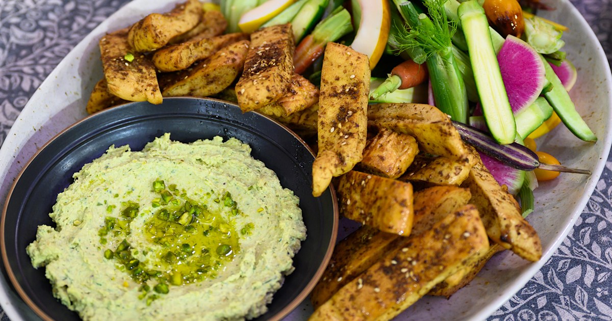 Easy Middle Eastern recipes: Chicken shawarma, fries and feta dip