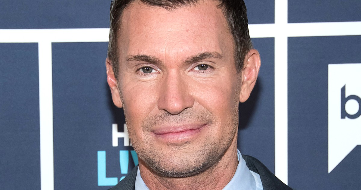 ‘Flipping Out’ star Jeff Lewis’s daughter Monroe expelled
