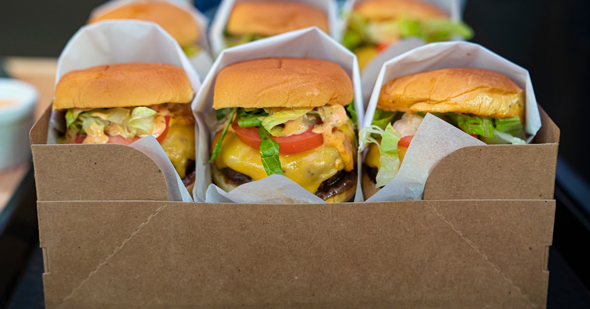 Ultimate Burger Sliders with 'Fancy Sauce' and Bacon Jam