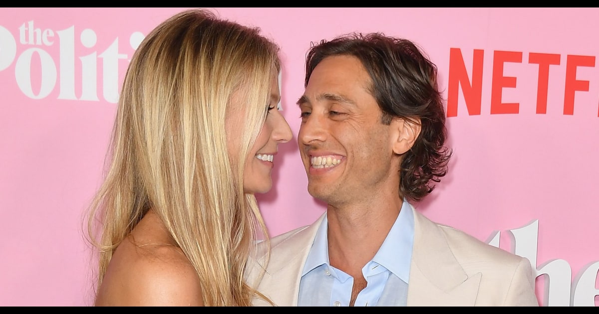 Gwyneth Paltrow explains why it took a year to move in with husband Gwyneth Paltrow explains why it took a year to move in with husband