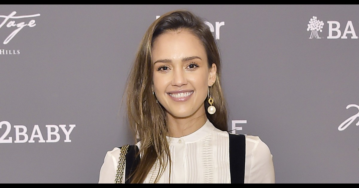 Jessica Alba makes rare family appearance with her husband and 3 kids