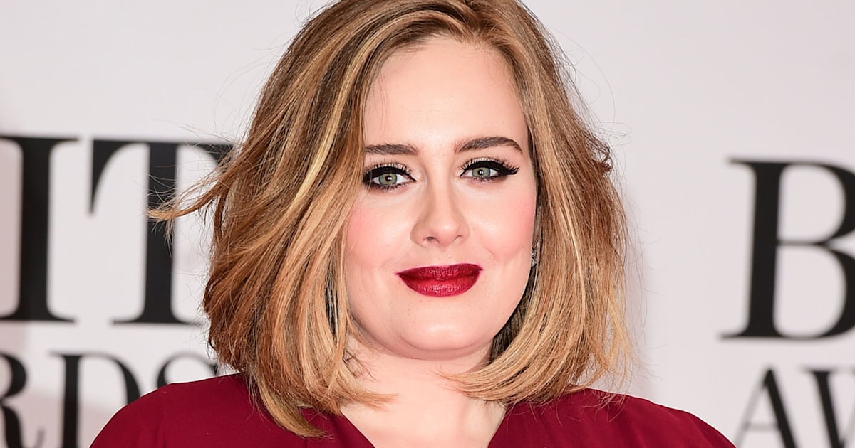 Adele is impossibly gorgeous in new Christmas party pics