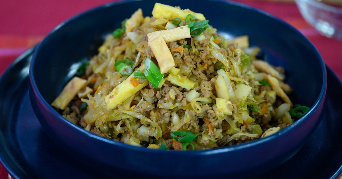 Siri Daly's Egg Roll Bowl Recipe