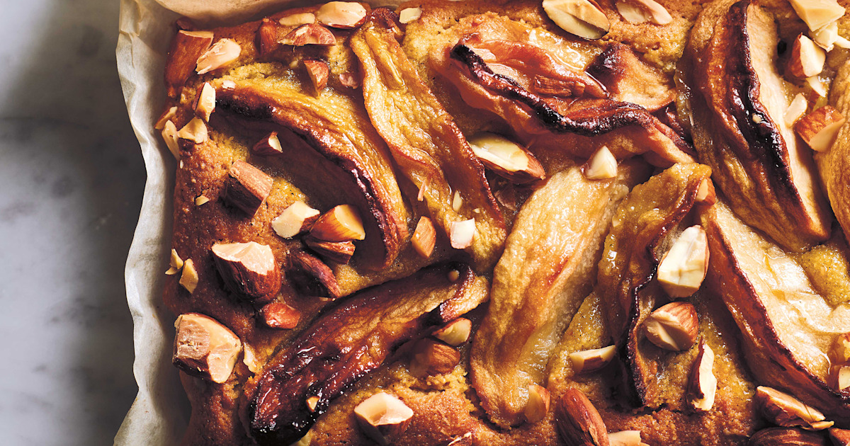 Roasted Apple-Almond Cake Recipe
