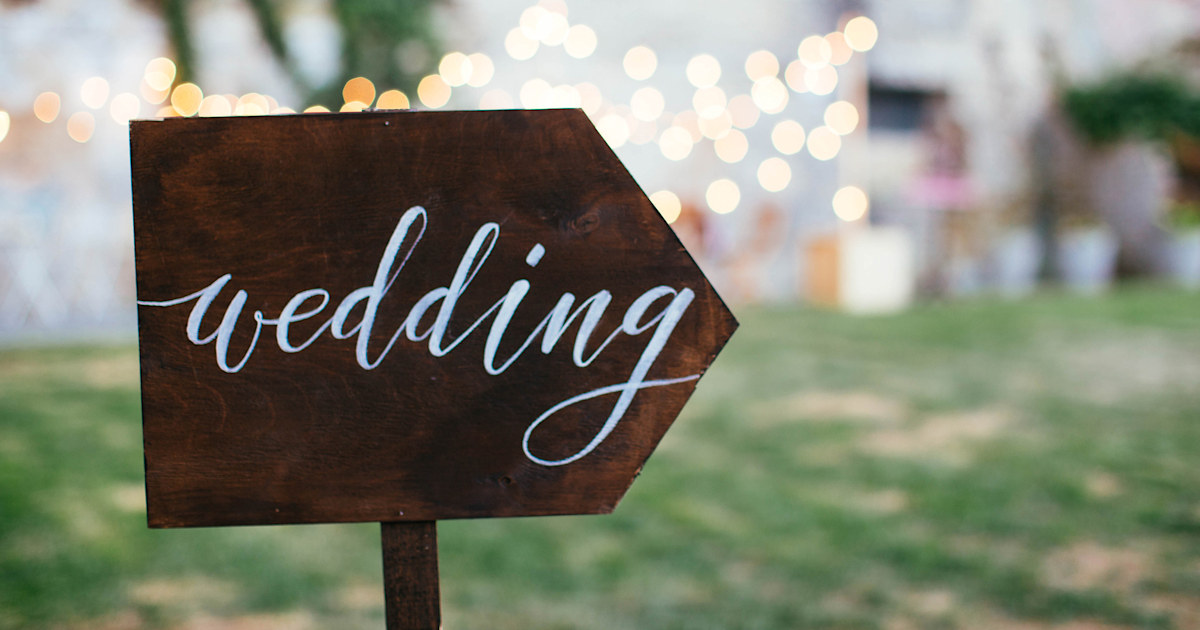 Noah's Event Venue abruptly closes, leaving thousands of couples stranded