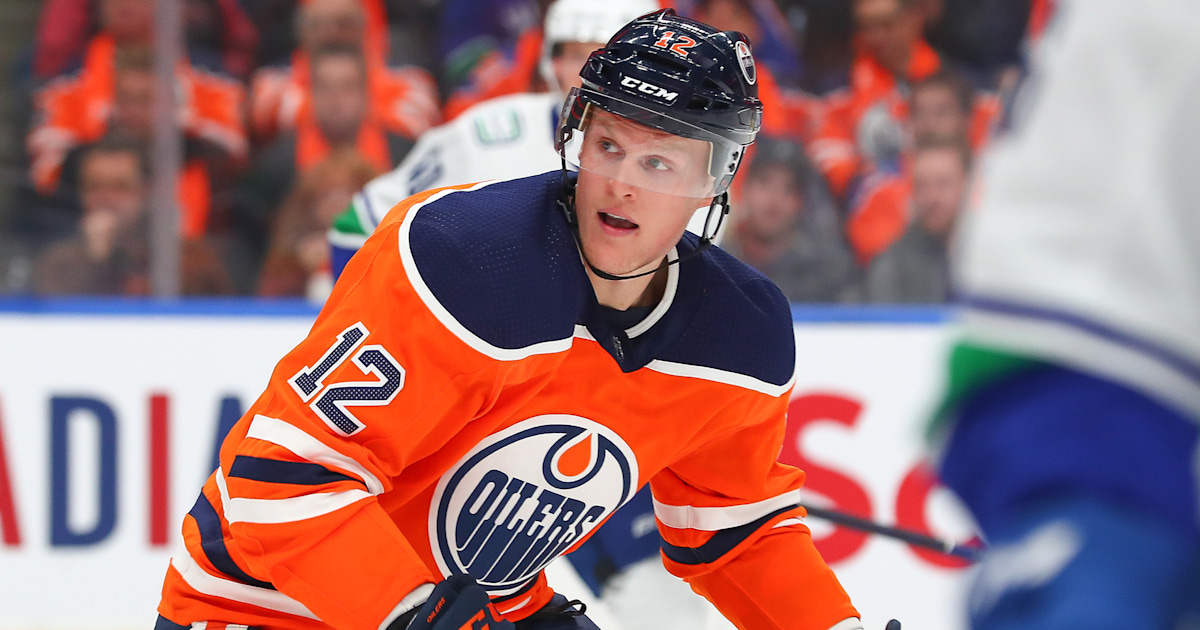 NHL player Colby Cave dies at 25 after suffering brain bleed