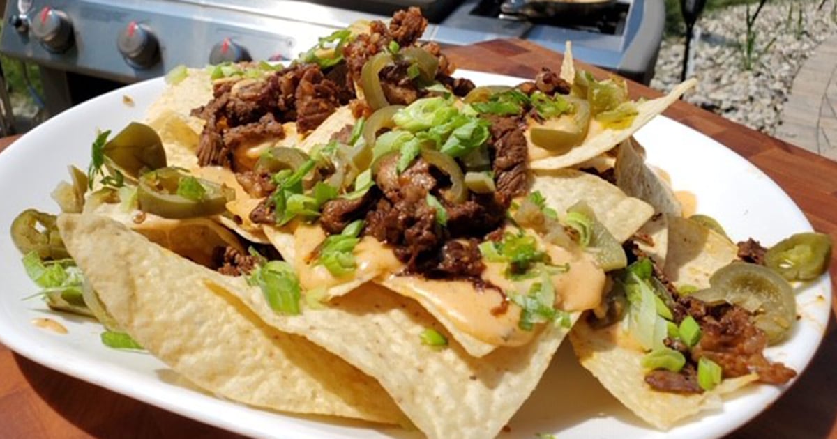 Sunny Anderson's Philly Cheesesteak Nachos Recipe