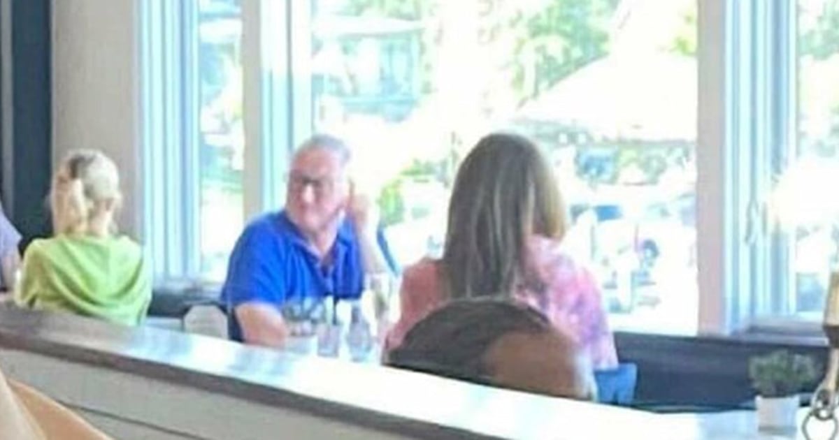 Philadelphia mayor apologizes for dining indoors in Maryland