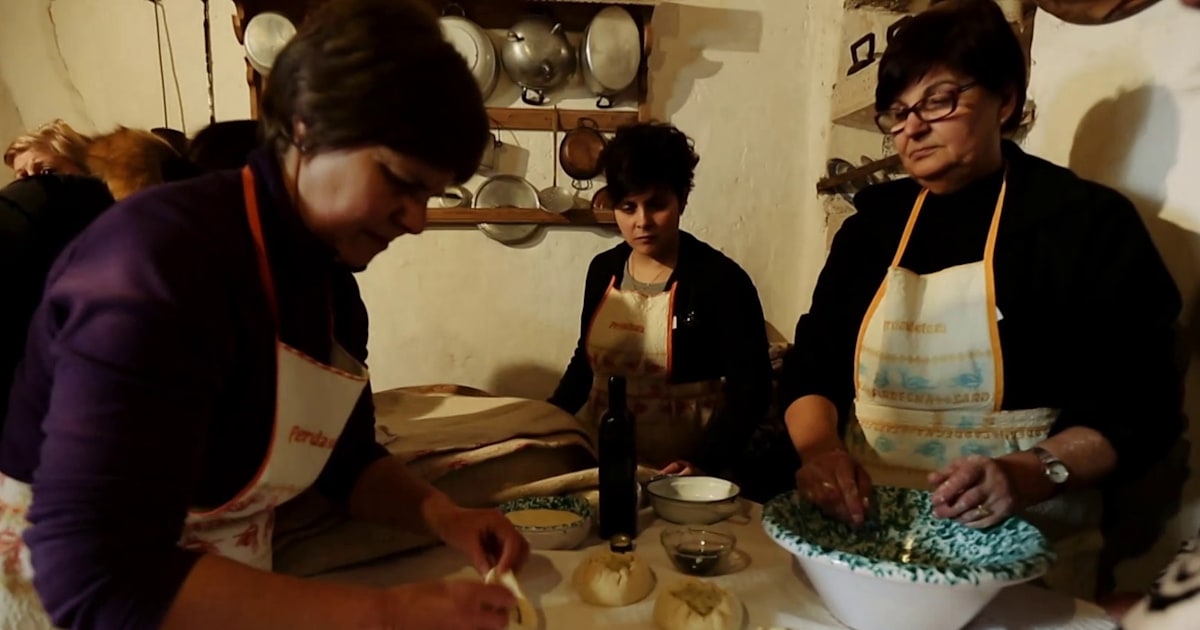 The 'Blue Zones' diet: Foods that help people live to 100