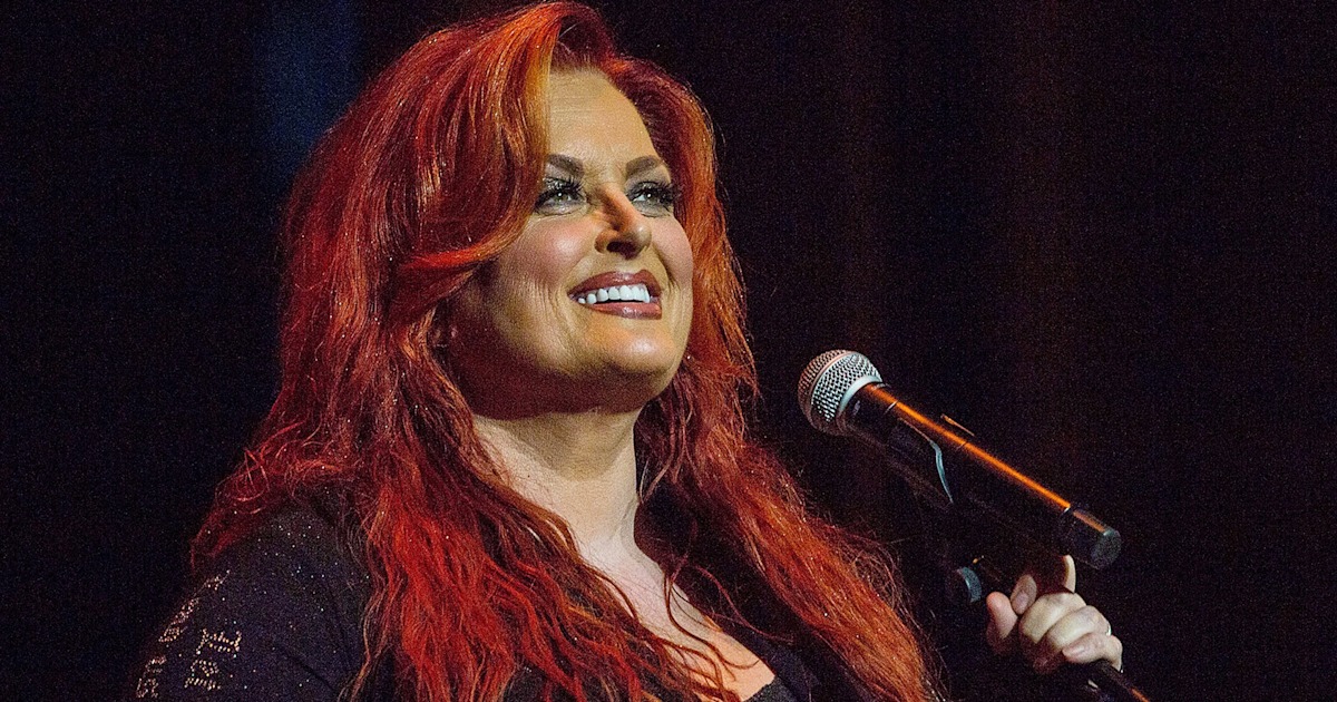 Wynonna Judd reveals she met brother for the 1st time this week