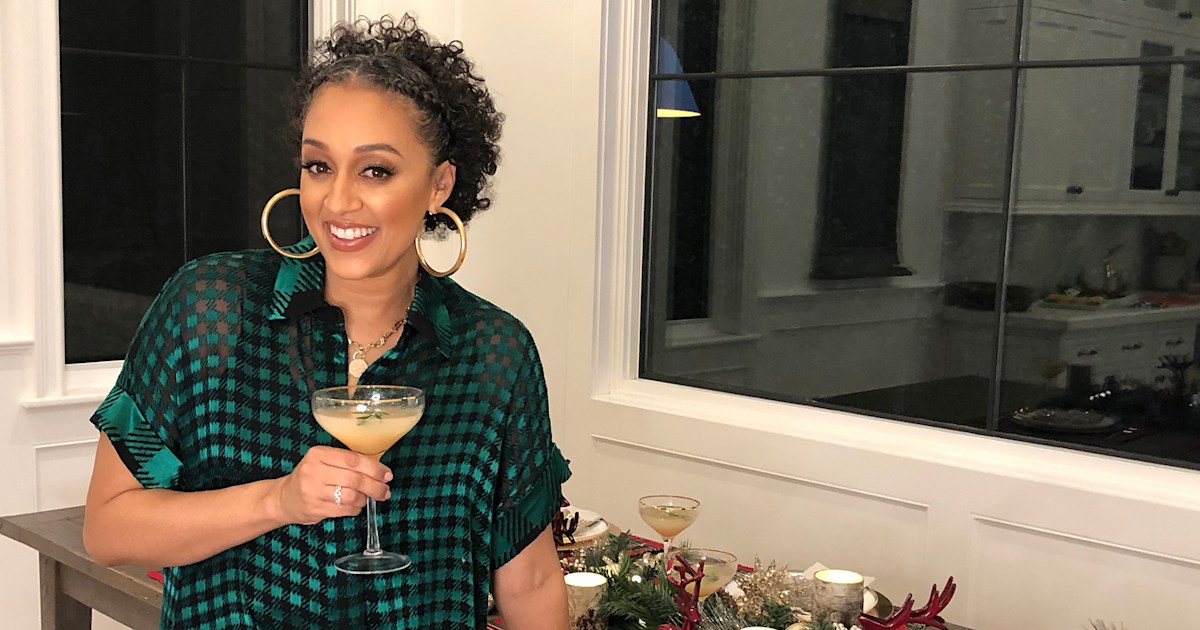 Tia Mowry shares her 2 favorite Thanksgiving recipes