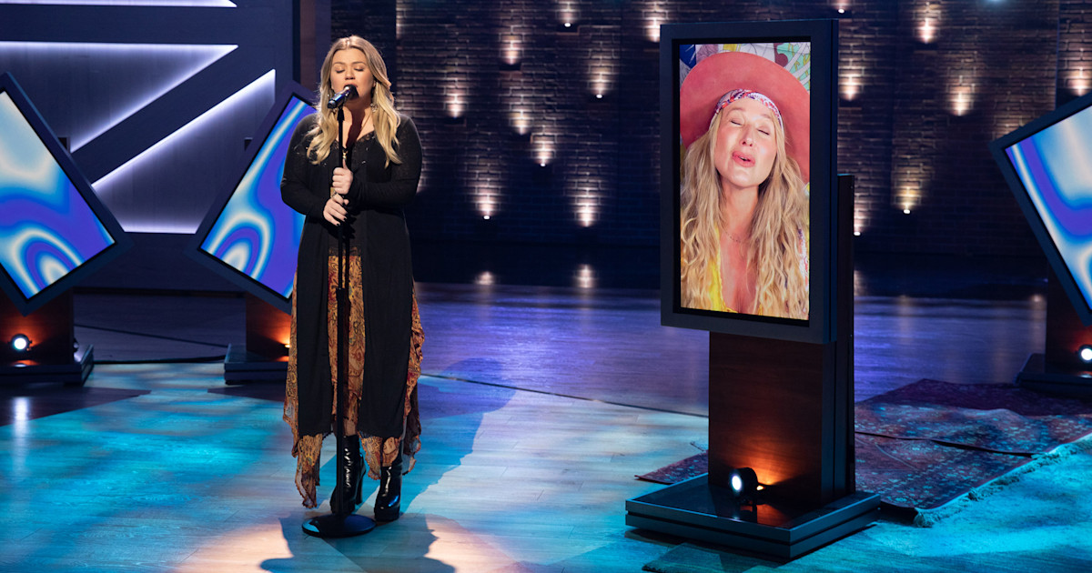 Jewel joins Kelly Clarkson for a duet of her ‘90s ballad ‘Foolish Games’