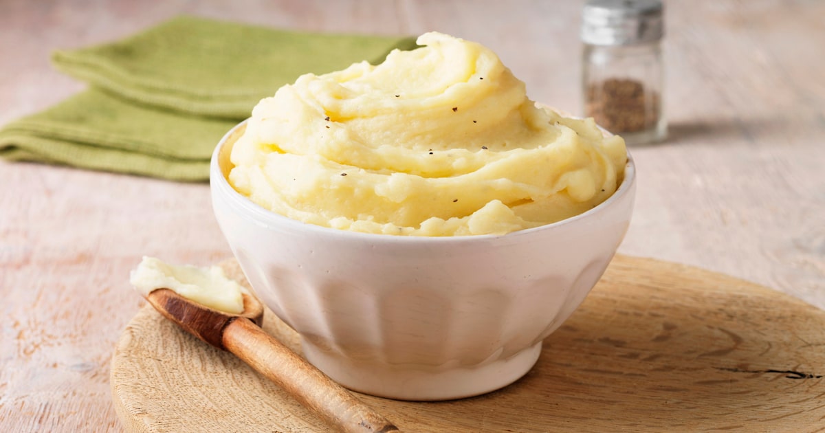 Andrew Zimmern's Classic Mashed Potatoes Recipe