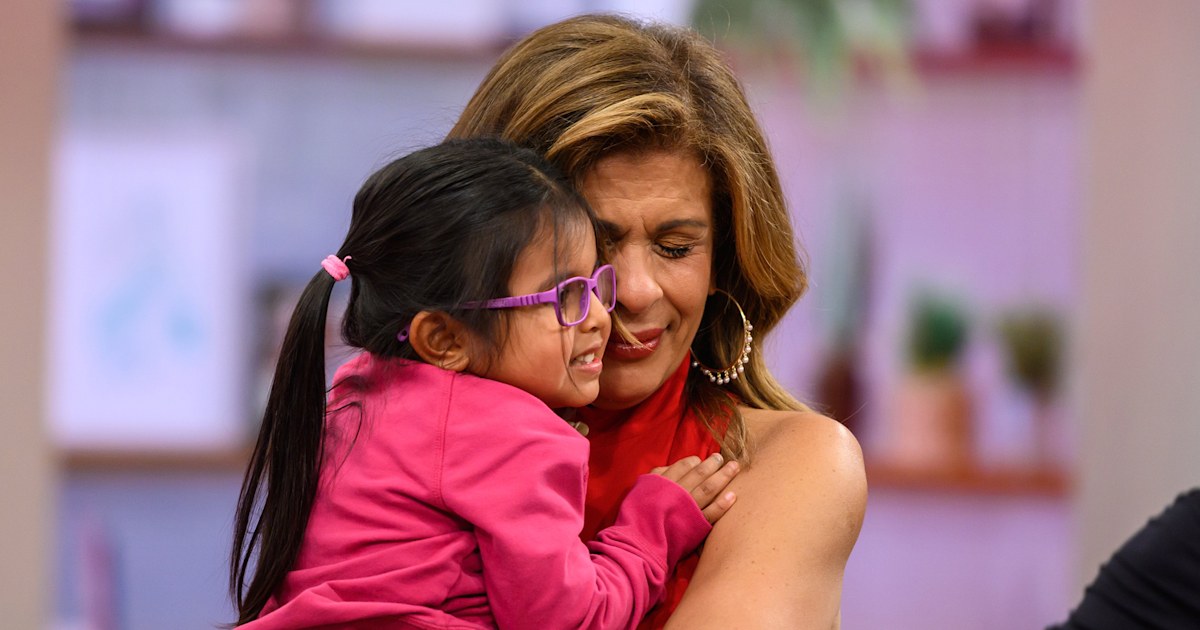Hoda Kotb shares sweet 'snow day' photos with daughter Haley Joy Hoda Kotb shares sweet 'snow day' photos with daughter Haley Joy