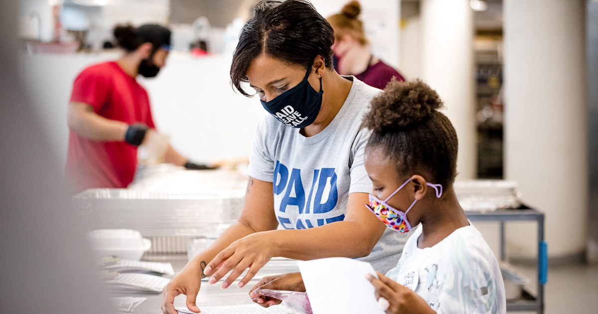 Single Mom Defined hosts Moms Night Off with free meal