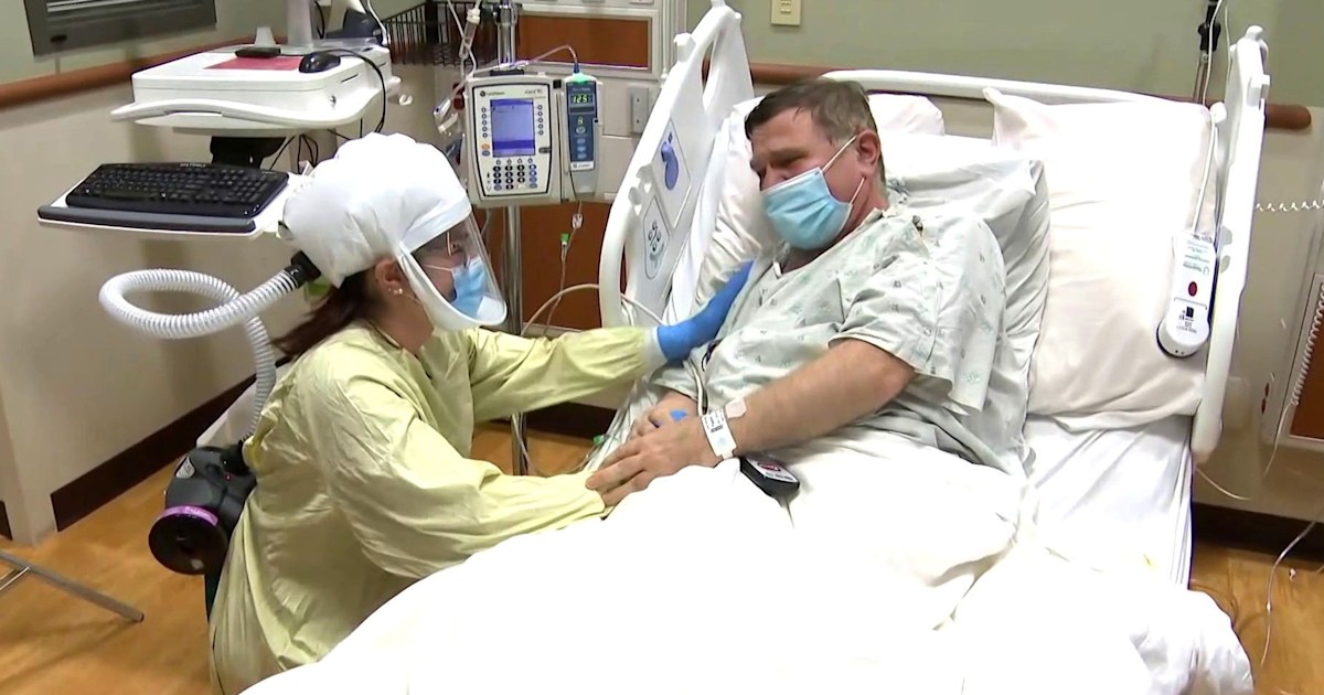 See moment nurse reunites with dad treated for COVID-19