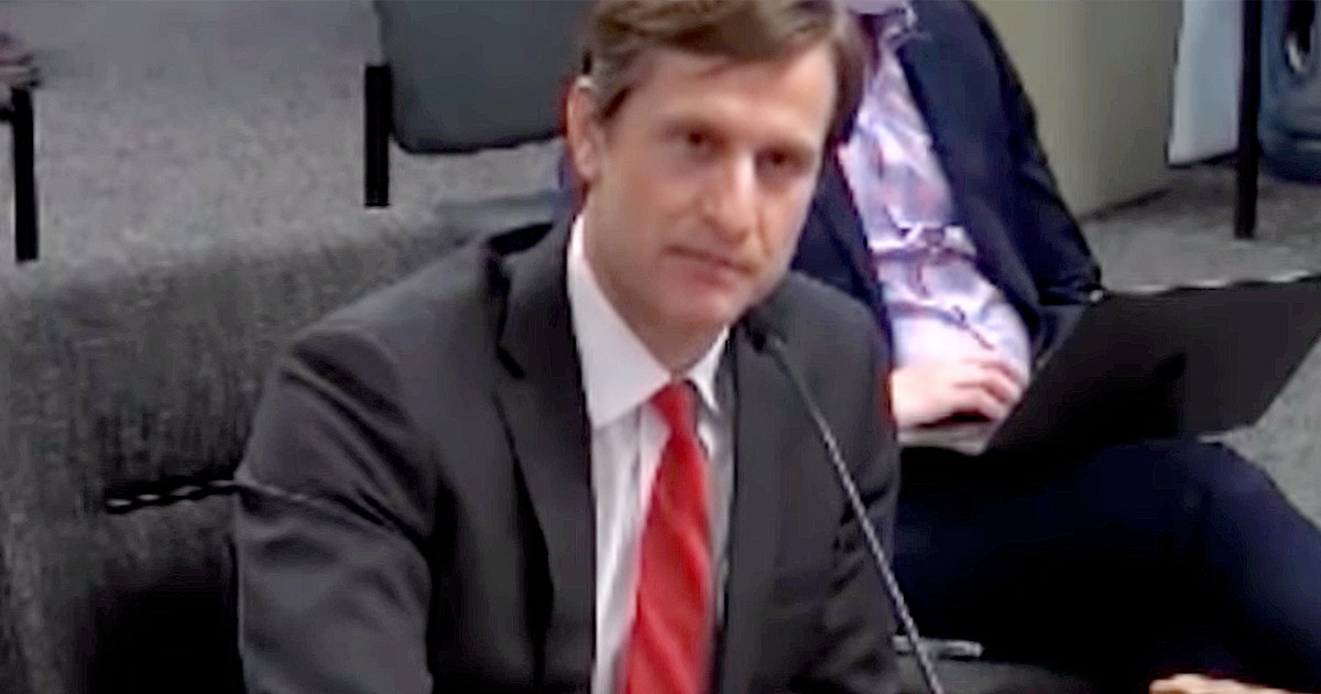 Missouri dad gives moving speech about transgender daughter