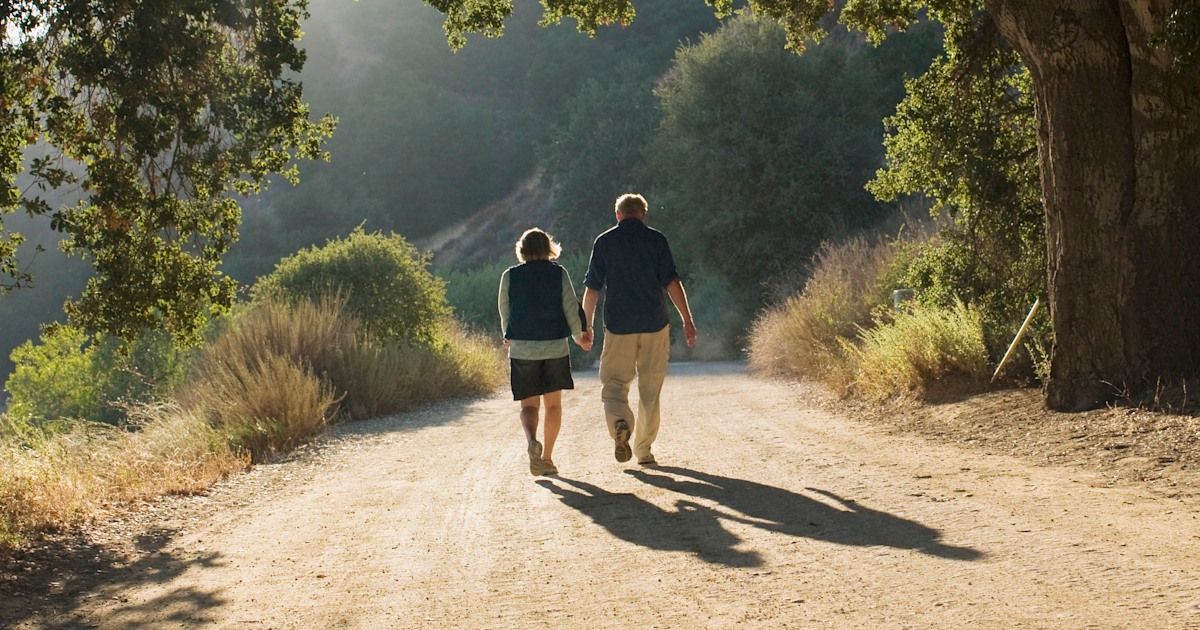 How walking with a partner can actually reduce health benefits