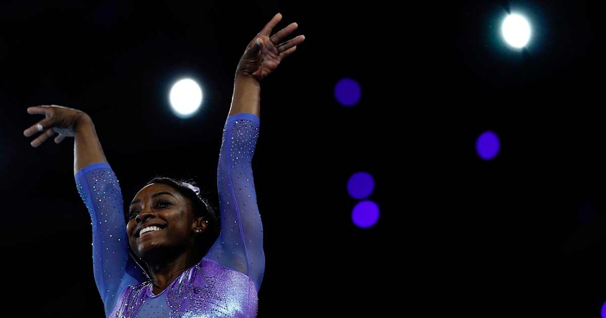 Simone Biles shows off new long bob haircut