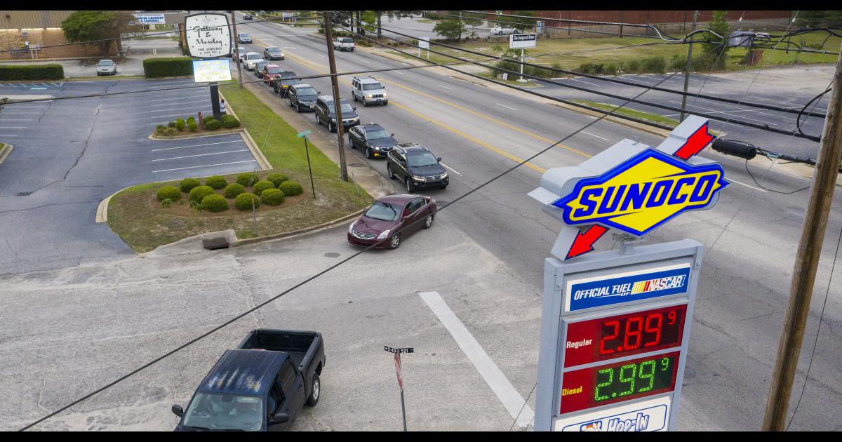 Cyberattack on pipeline causes long lines at some East Coast gas stations