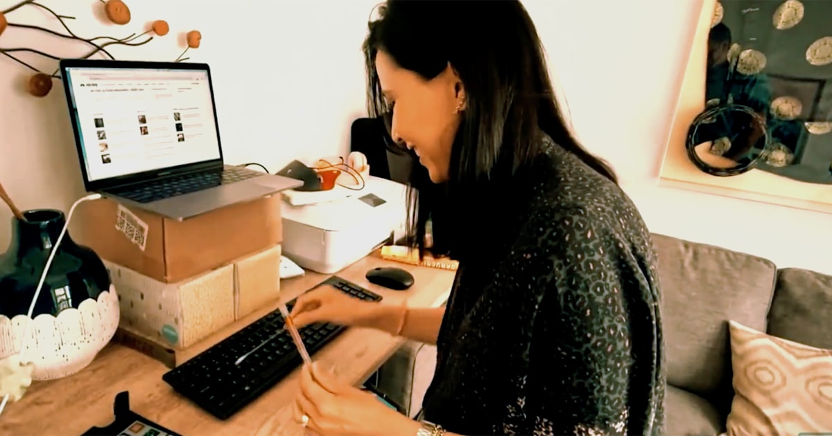 How germy is your desk at home? This test gives an eye-opening look