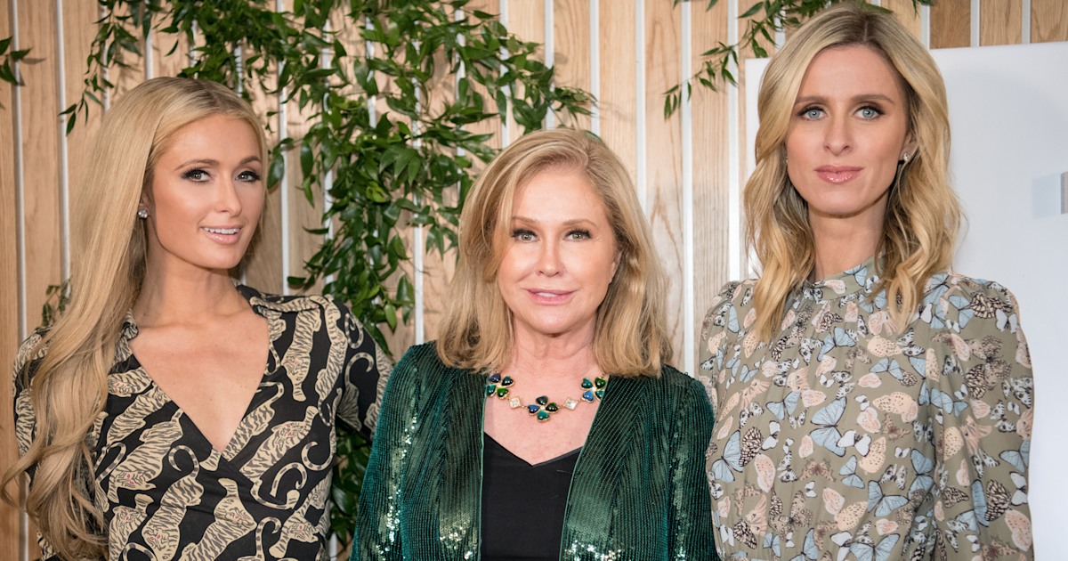 Kathy Hilton matches with daughters Paris and Nicky in iconic Juicy ...