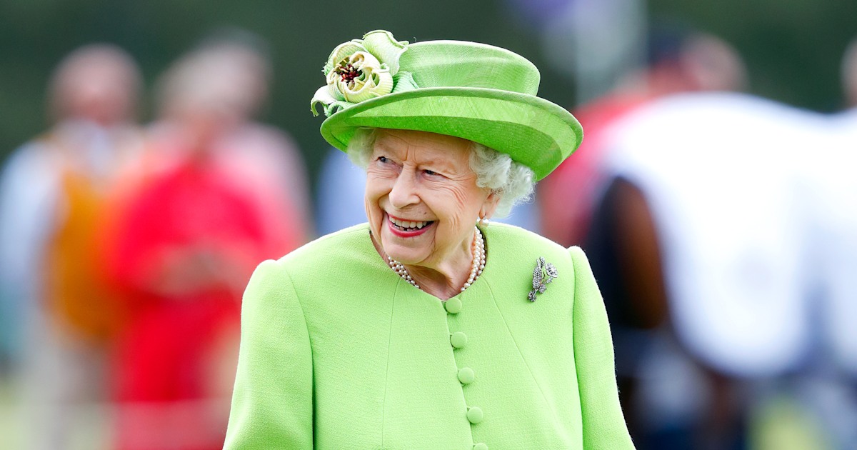 'The Crown' shares look at new Queen Elizabeth for season 5