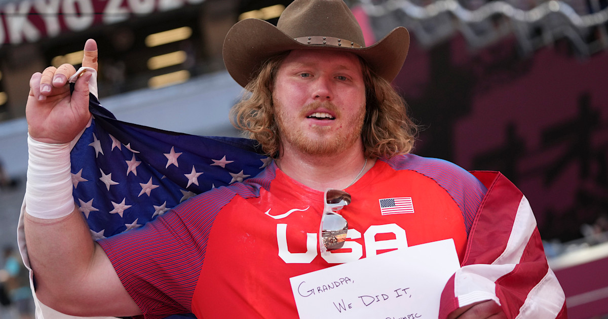 Ryan Crouser pays tribute to late grandfather after gold medal win