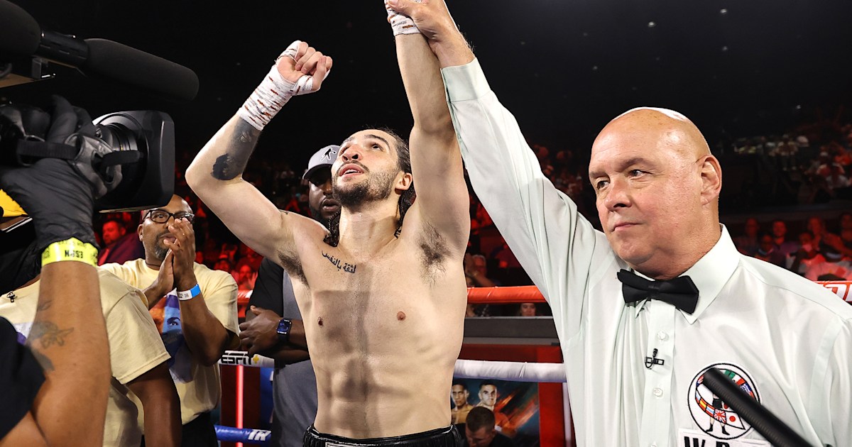 Muhammad Ali's grandson impresses in boxing debut wearing the legend's ...