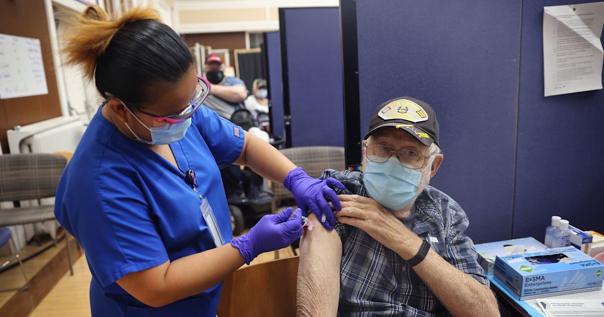 COVID-19 booster shot's side effects similar to 2nd vaccine dose, CDC ...