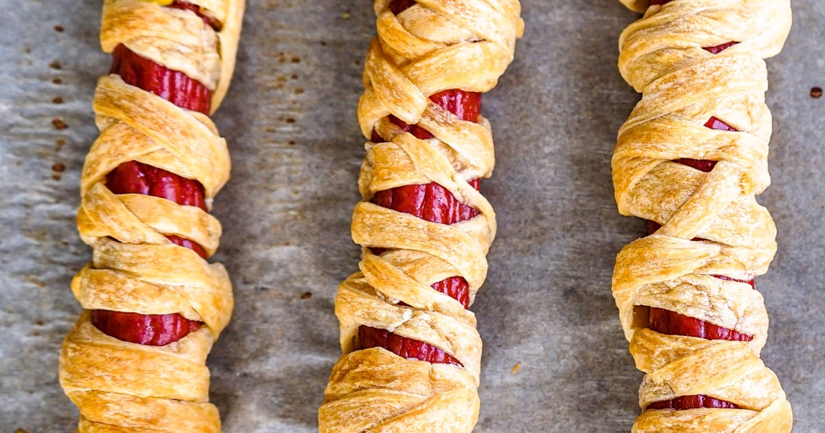 50 Easy Halloween Appetizers for a Spooky Start to Festivities