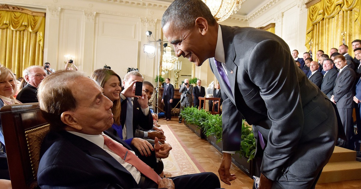 Presidents Bush, Obama and more remember Bob Dole in emotional tributes