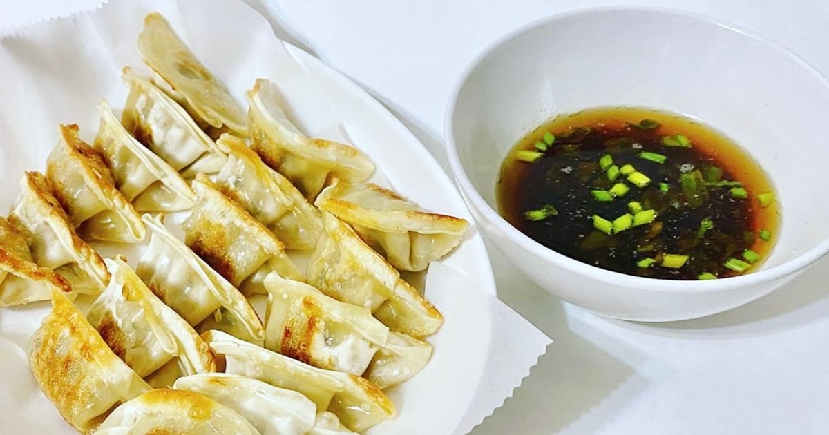 Meat and Vegetable Mandu Recipe (Korean Dumplings)