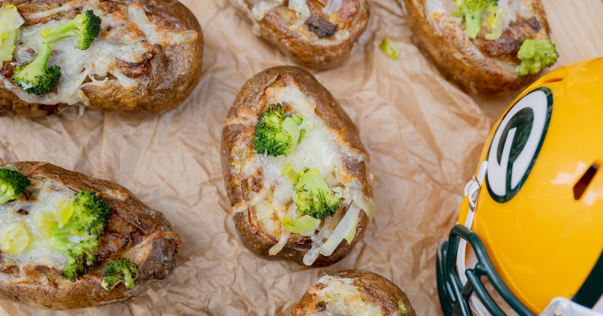 Broccoli and Cheese Twice-Baked Potatoes Recipe
